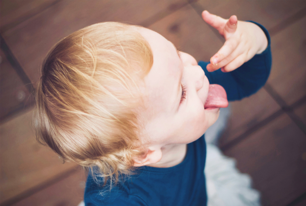 8 Month Old Baby Feeding Schedule | Routine & Food Ideas